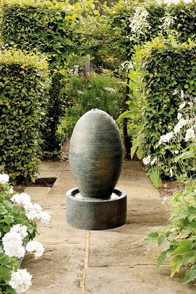 A self contained water feature brings your garden to life – Learning ...